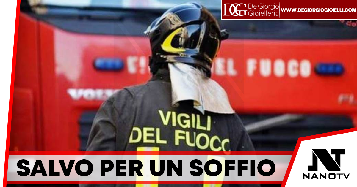 Incendio a Giugliano: Vigili del Fuoco in azione, centauro salvo per un ...